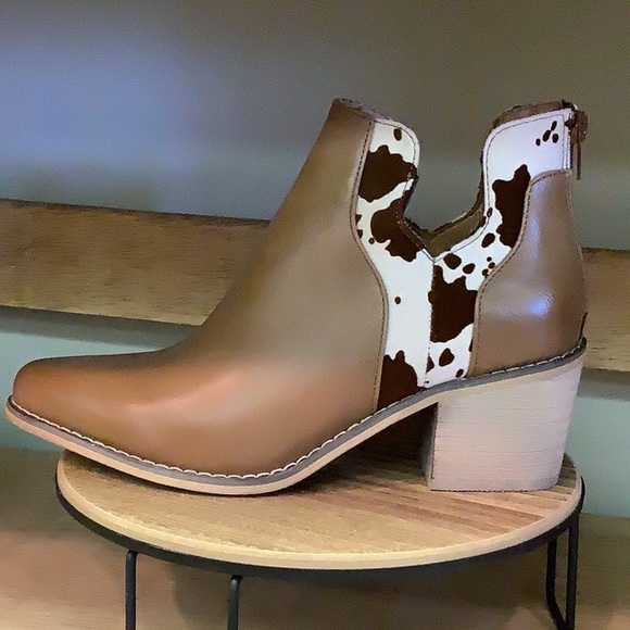 Pierre Dumas | Shoes | Nwt Cow Print Pierre Dumas Bootie | Poshmark